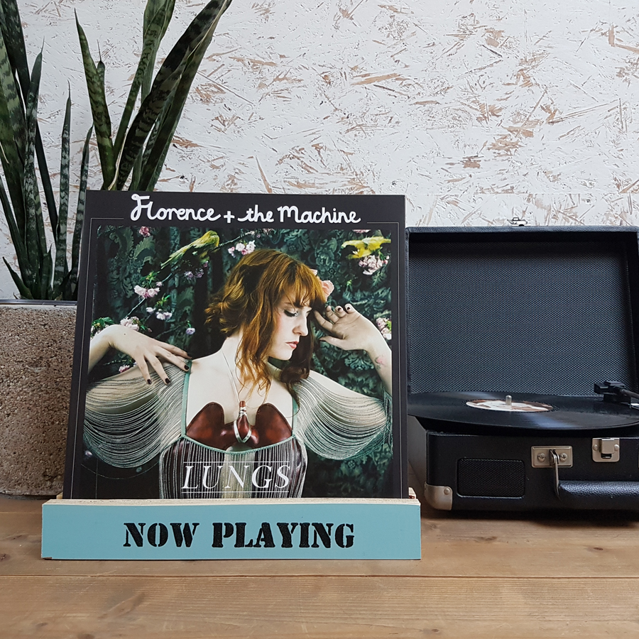 De LP standaard Now Playing is een must have voor iedere Vinyl Lover!